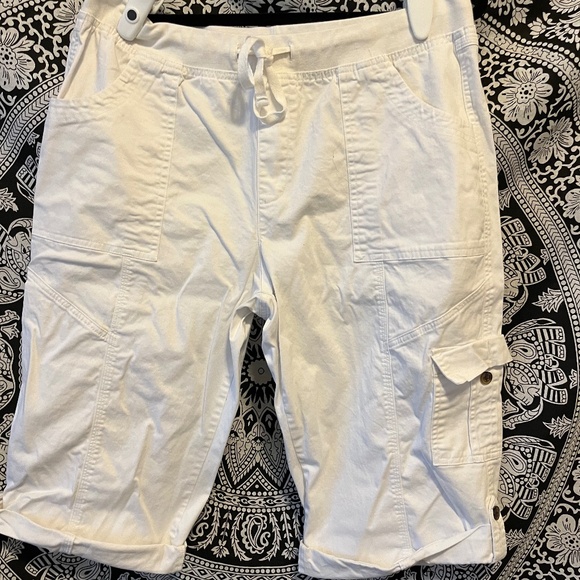 dash | Pants & Jumpsuits | New Womens Baggy Stretch White Cargo Capri ...